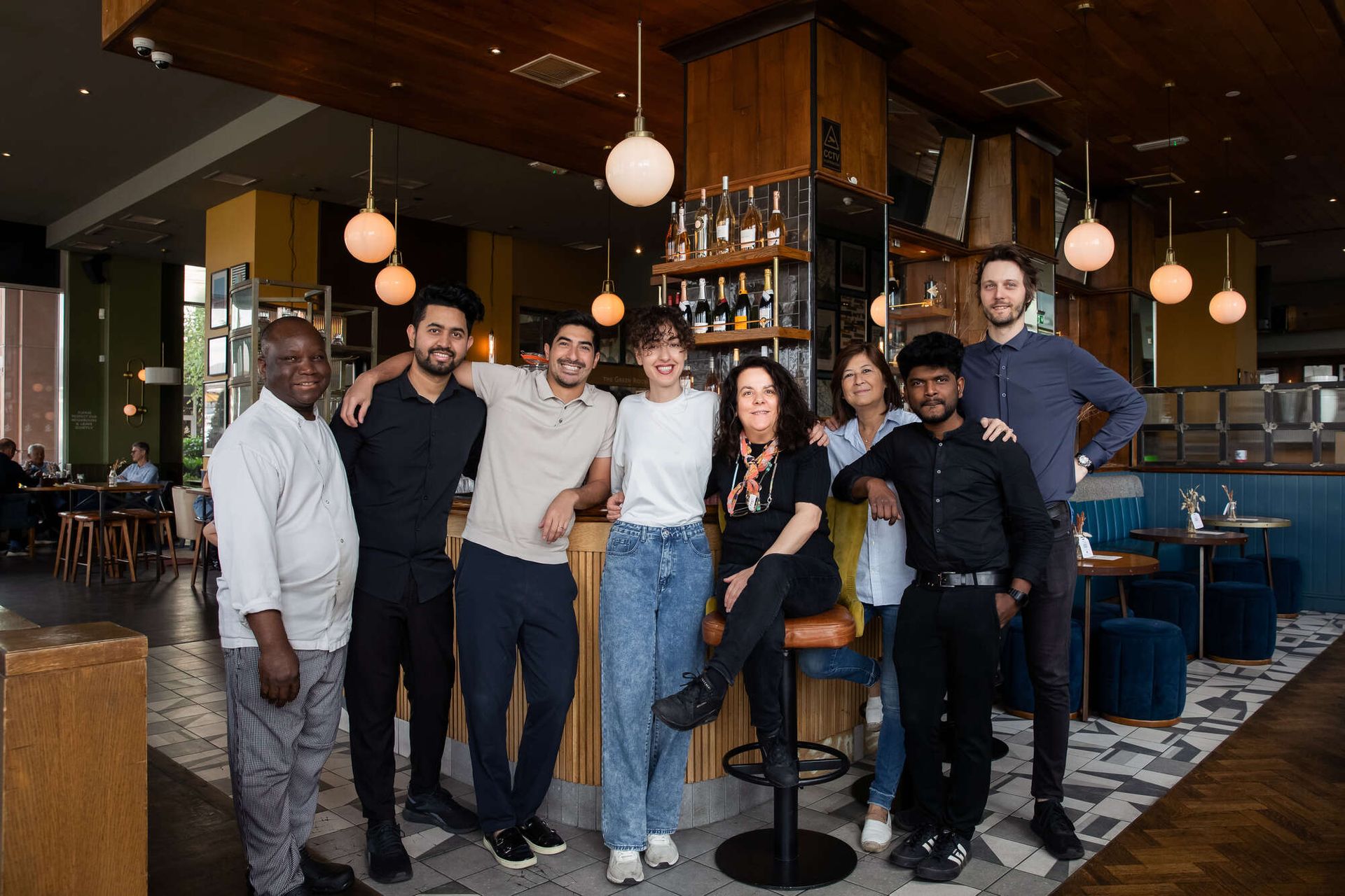 The Riverside | pub | Vauxhall | Young's Pub